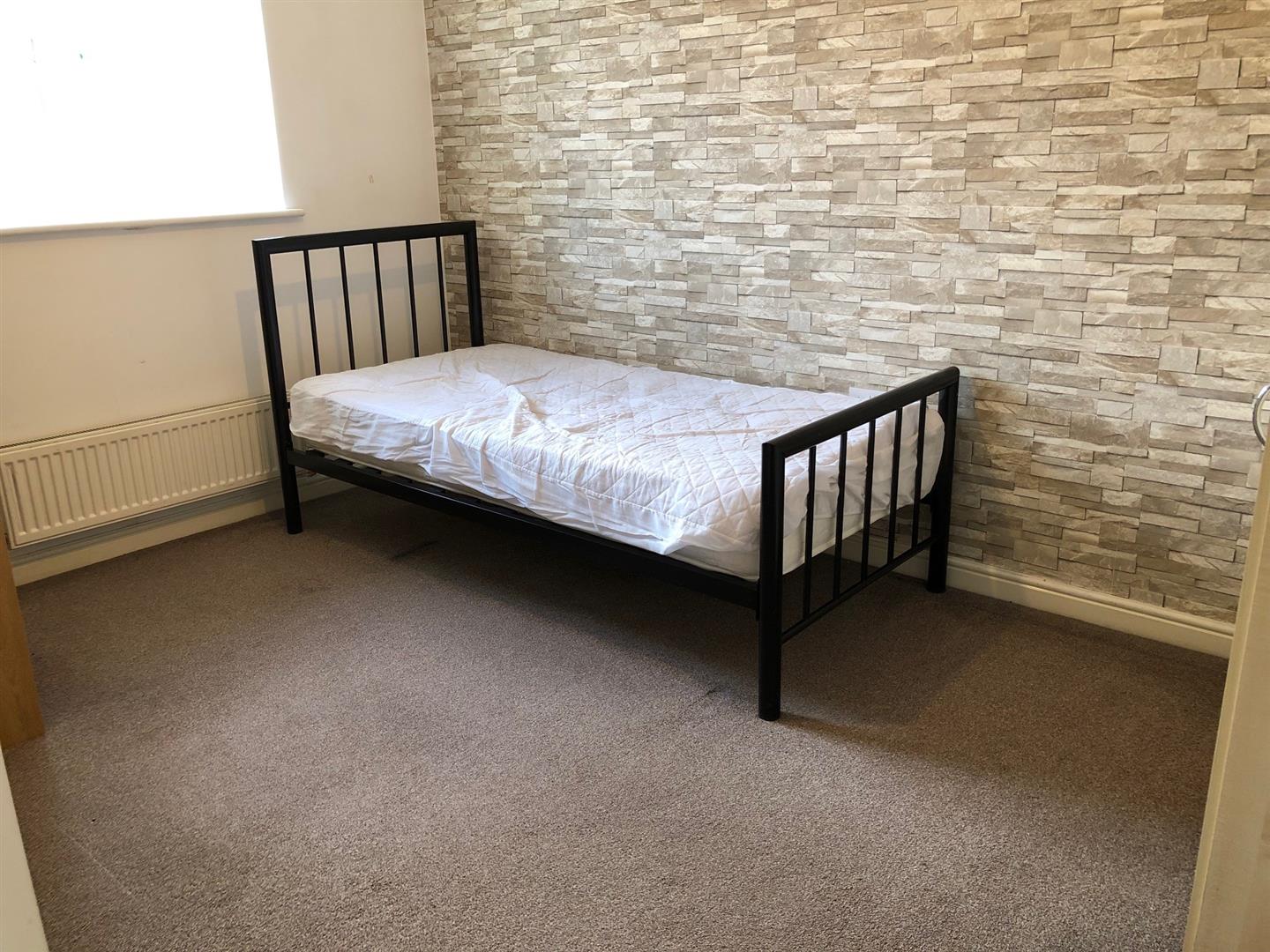 Mallowdale Avenue, Fallowfield, M14 6GT - JP & Brimelow