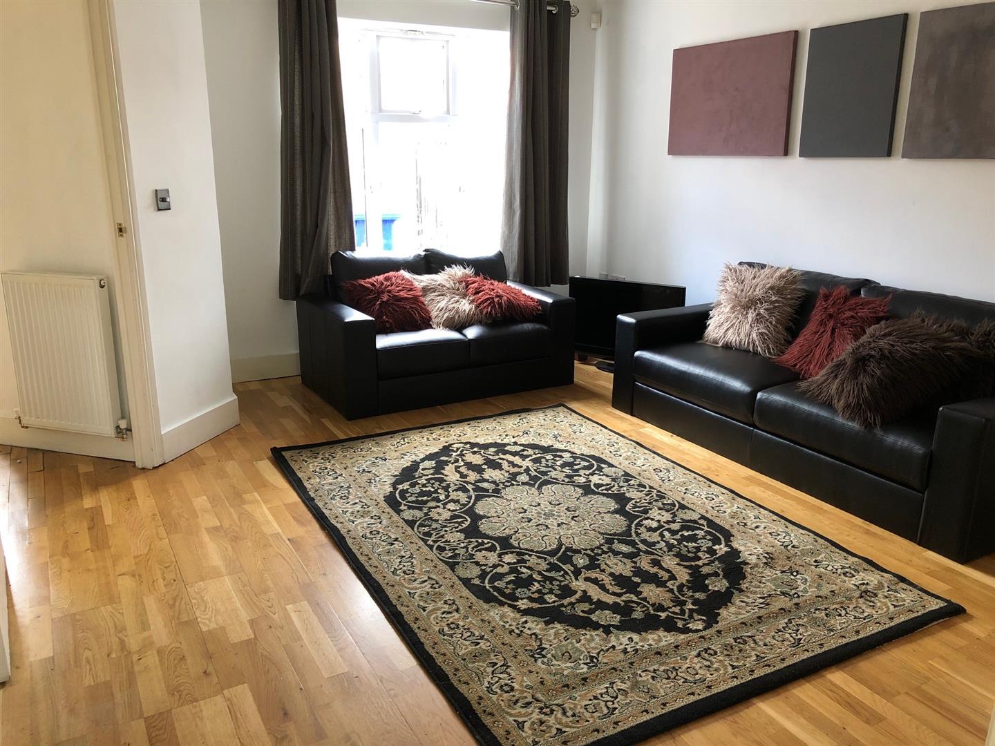 Mallowdale Avenue, Fallowfield, M14 6GT - JP & Brimelow