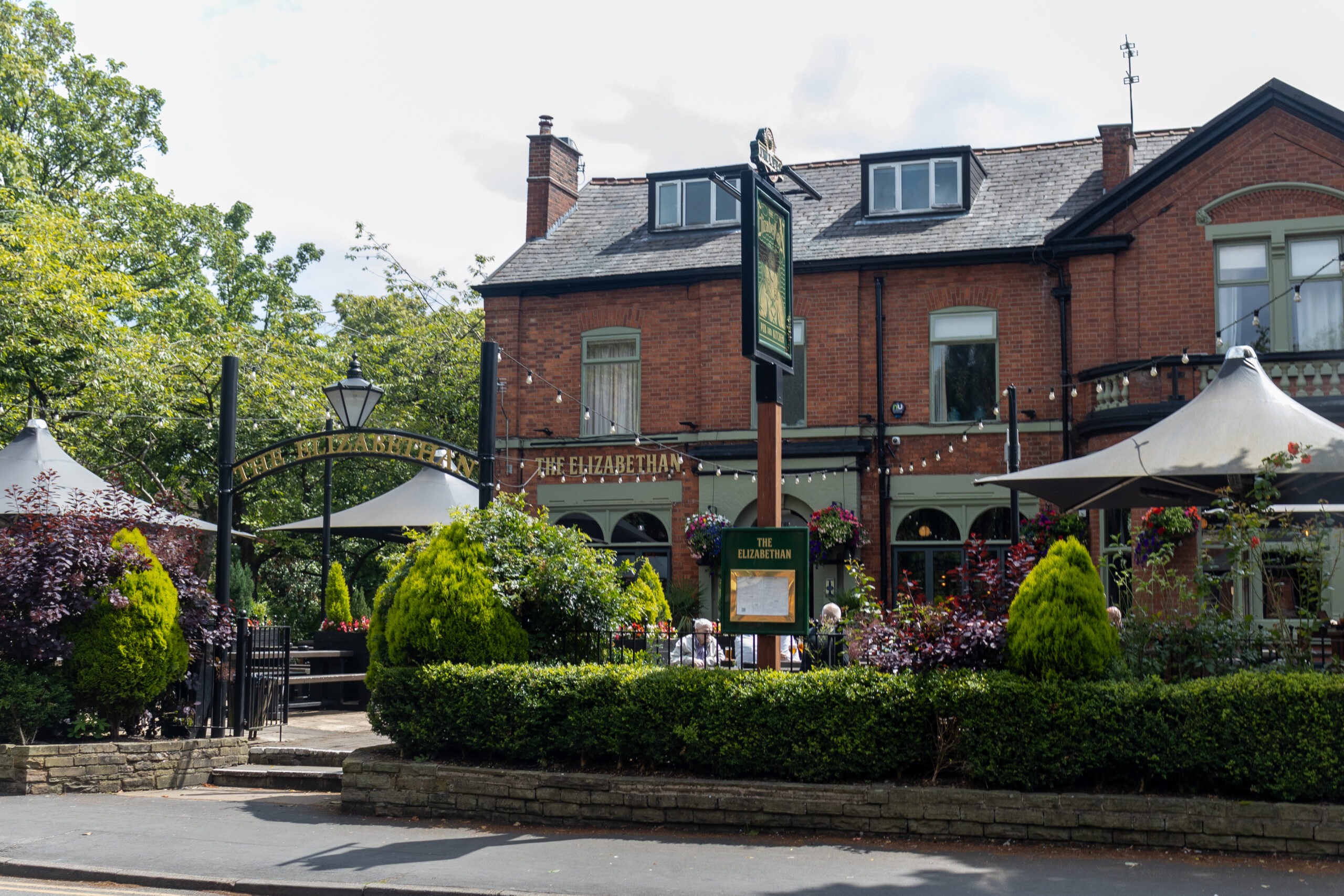 Heaton Moor Area Guide.. - JP & Brimelow